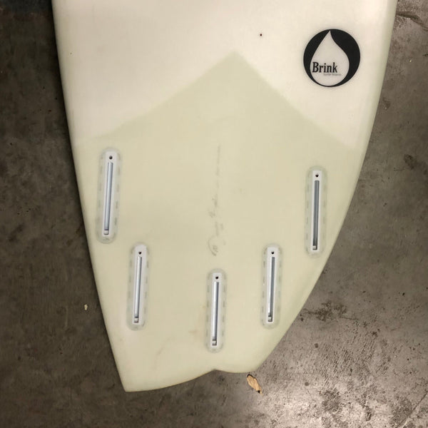 Regular Foot Asymmetric 5'9" - EPS/Epoxy - unsunghero Surf Shop